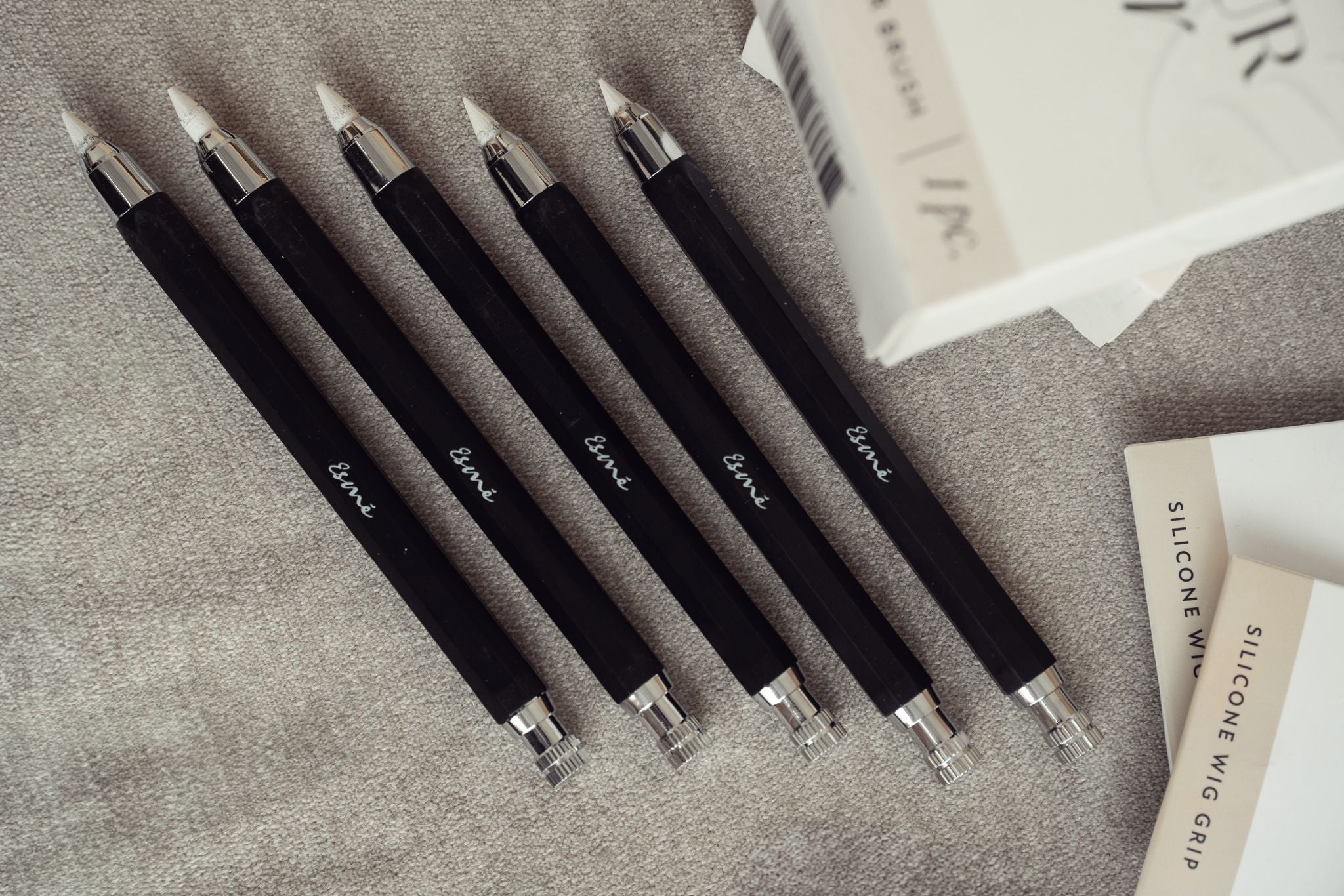 Wig chalk pen – Esme Wigs